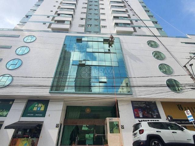 Apartamento em Centro, Balneário Camboriú/SC de 132m² 3 quartos à venda por R$ 2.499.000,00
