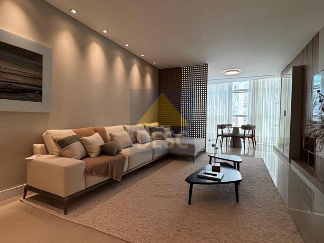Apartamento em Centro, Balneário Camboriú/SC de 132m² 3 quartos à venda por R$ 3.499.900,00