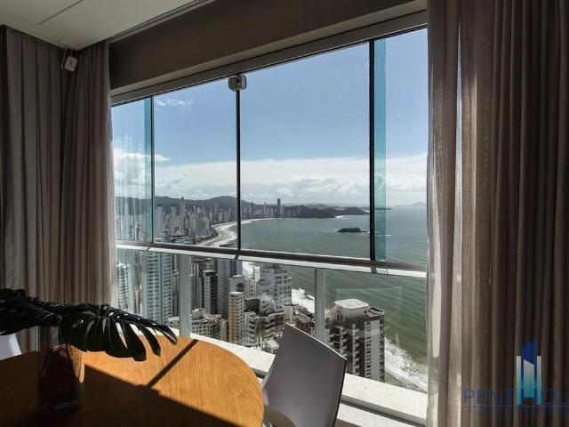 Apartamento em Centro, Balneário Camboriú/SC de 144m² 4 quartos à venda por R$ 6.979.900,00