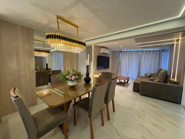 Apartamento em Centro, Balneário Camboriú/SC de 146m² 3 quartos à venda por R$ 2.999.000,00