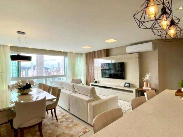 Apartamento em Centro, Balneário Camboriú/SC de 148m² 3 quartos à venda por R$ 4.349.900,00