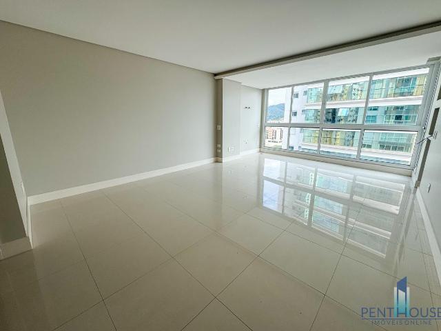 Apartamento em Centro, Balneário Camboriú/SC de 150m² 3 quartos à venda por R$ 2.499.000,00