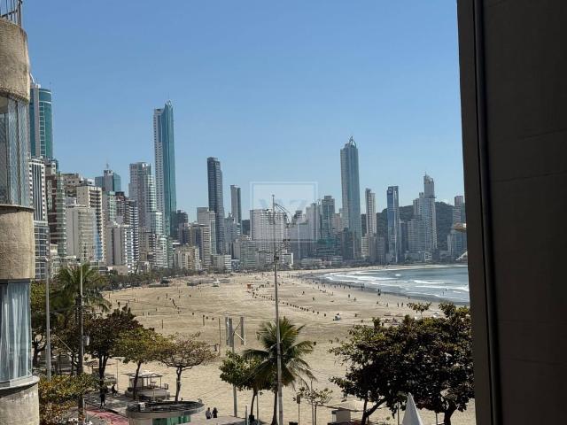 Apartamento em Centro, Balneário Camboriú/SC de 153m² 3 quartos à venda por R$ 2.199.000,00