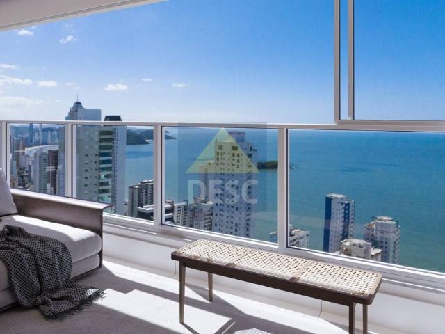 Apartamento em Centro, Balneário Camboriú/SC de 165m² 4 quartos à venda por R$ 4.821.000,00