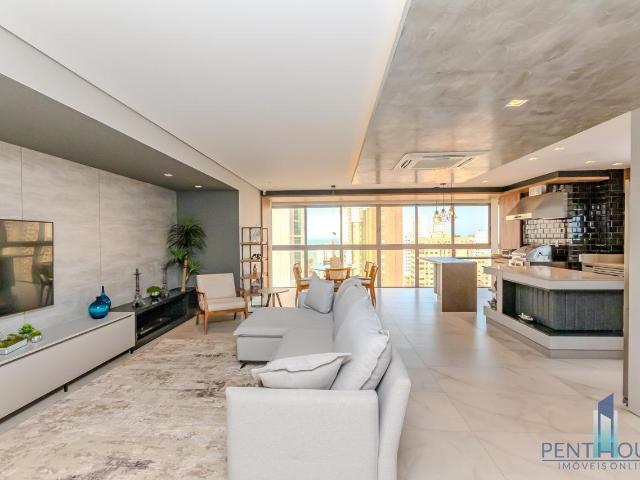 Apartamento em Centro, Balneário Camboriú/SC de 167m² 3 quartos à venda por R$ 3.689.900,00