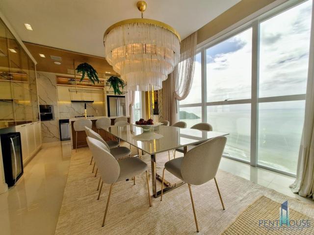 Apartamento em Centro, Balneário Camboriú/SC de 160m² 4 quartos à venda por R$ 8.799.900,00