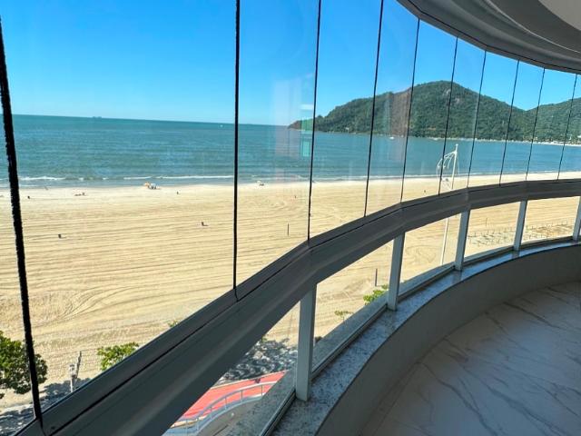 Apartamento em Centro, Balneário Camboriú/SC de 180m² 4 quartos à venda por R$ 5.899.900,00