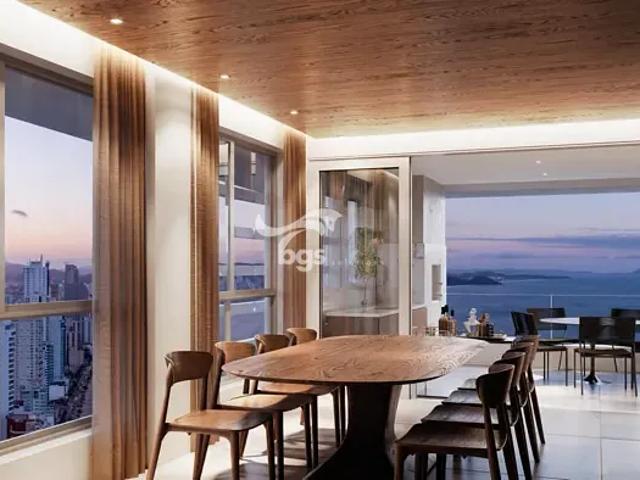 Apartamento em Centro, Balneário Camboriú/SC de 194m² 4 quartos à venda por R$ 8.949.000,00