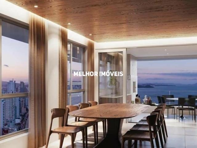 Apartamento em Centro, Balneário Camboriú/SC de 194m² 4 quartos à venda por R$ 9.499.900,00