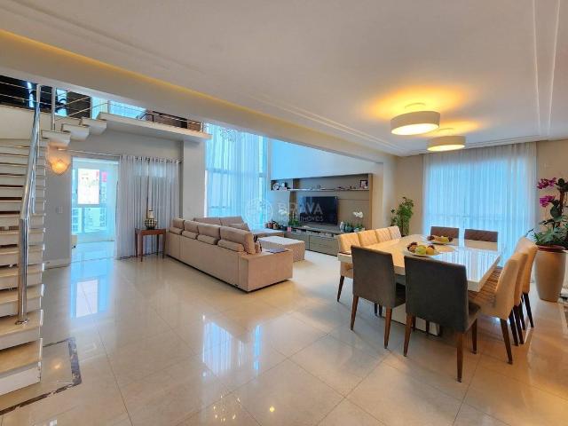 Apartamento em Centro, Balneário Camboriú/SC de 252m² 3 quartos à venda por R$ 5.799.000,00