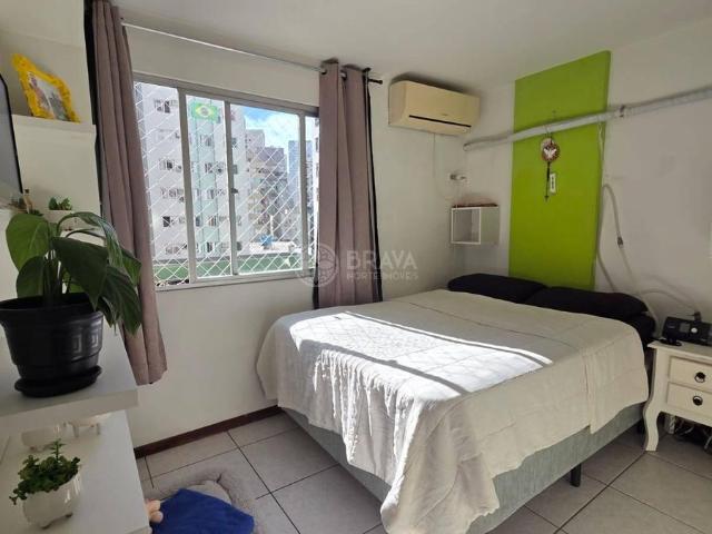 Apartamento em Centro, Balneário Camboriú/SC de 62m² 2 quartos à venda por R$ 698.900,00