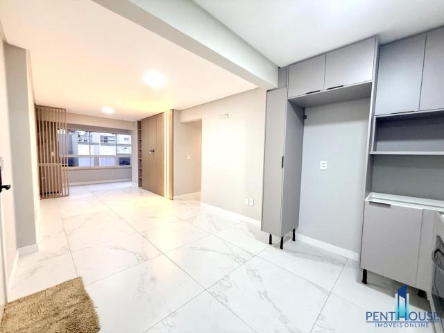 Apartamento em Centro, Balneário Camboriú/SC de 90m² 3 quartos à venda por R$ 1.749.900,00