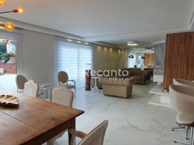 Apartamento em Centro, Gramado/RS de 167m² 3 quartos à venda por R$ 3.400.000,00