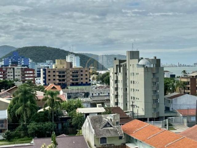 Apartamento em Centro Guaratuba, PR