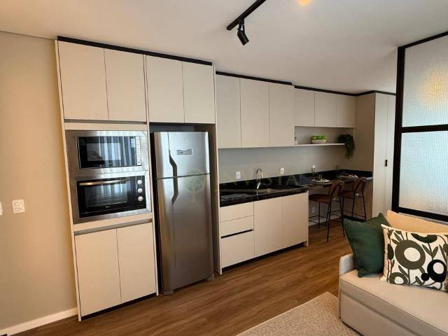 Apartamento em Centro, Florianópolis/SC de 36m² 1 quartos para locação R$ 4.800,00/mes