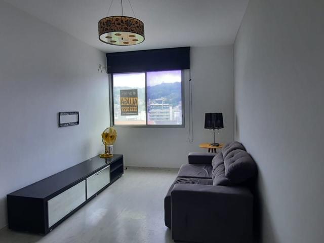 Apartamento em Centro, Florianópolis/SC de 57m² 2 quartos para locação R$ 2.300,00/mes