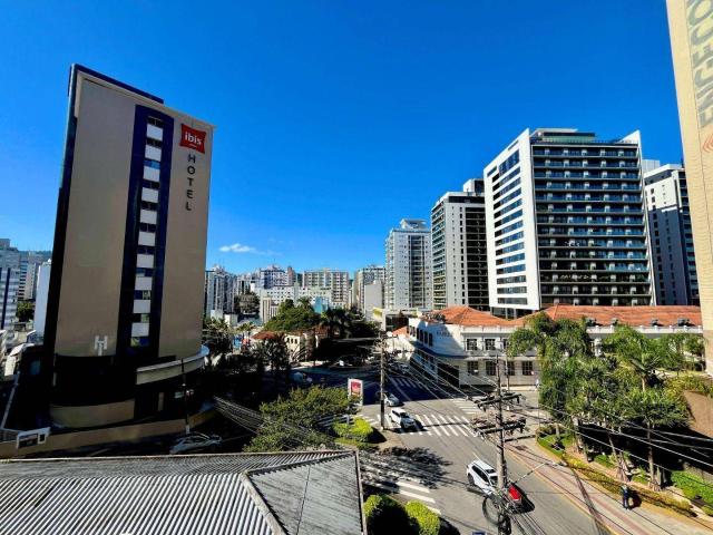 Apartamento em Centro, Florianópolis/SC de 71m² 2 quartos à venda por R$ 1.789.900,00