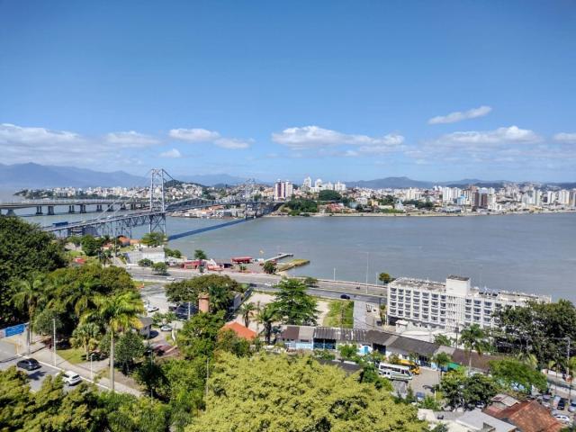 Apartamento em Centro, Florianópolis/SC de 97m² 3 quartos à venda por R$ 1.979.900,00