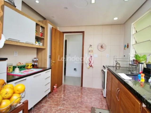 Apartamento em Centro Histórico com 106 m², 3 quarto s, 1 suíte s, 1 vaga s