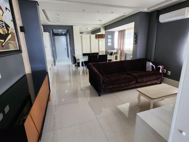 Apartamento em Centro, Itajaí/SC de 120m² 3 quartos à venda por R$ 1.199.900,00