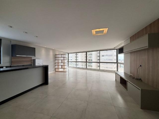 Apartamento em Centro, Itajaí/SC de 135m² 3 quartos à venda por R$ 1.849.000,00