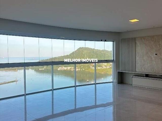 Apartamento em Centro, Itajaí/SC de 162m² 3 quartos à venda por R$ 3.999.900,00