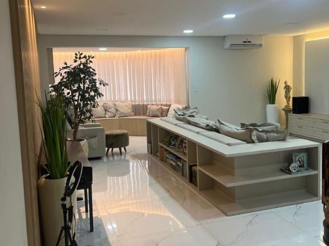 Apartamento em Centro, Itajaí/SC de 182m² 3 quartos à venda por R$ 1.599.900,00