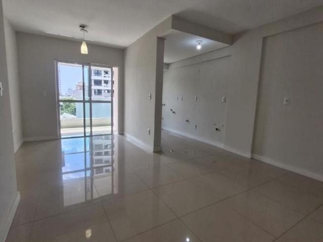 Apartamento em Centro, Itajaí/SC de 61m² 2 quartos à venda por R$ 719.900,00