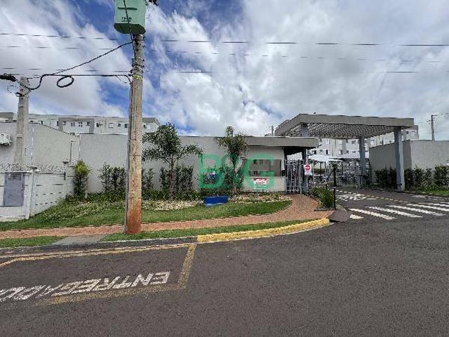 Apartamento em Centro, Jaboticabal/SP de 43m² 2 quartos à venda por R$ 97.678,11