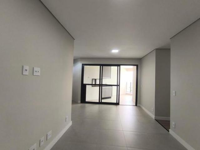 Apartamento em Centro, Londrina/PR de 86m² 3 quartos à venda por R$ 900.000,00
