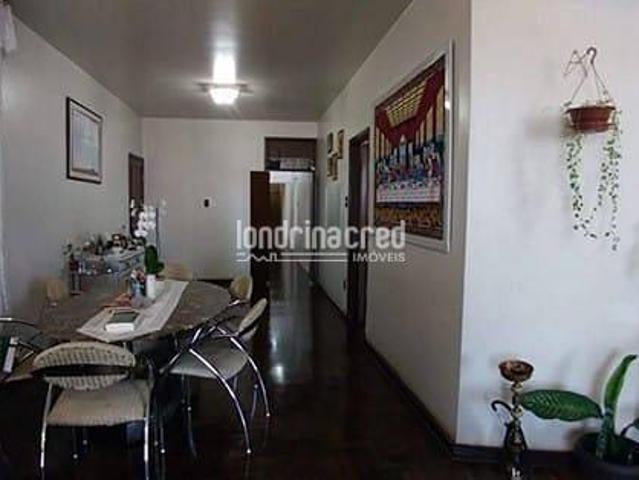 Apartamento em Centro, Londrina/PR de 160m² 4 quartos à venda por R$ 380.000,00
