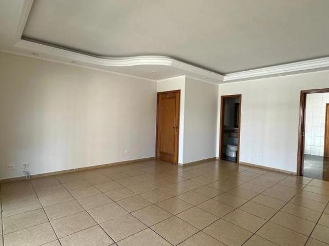 Apartamento em Centro, Londrina/PR de 163m² 3 quartos à venda por R$ 1.050.000,00