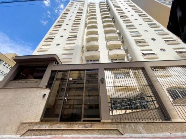 Apartamento em Centro, Londrina/PR de 178m² 3 quartos à venda por R$ 929.000,00