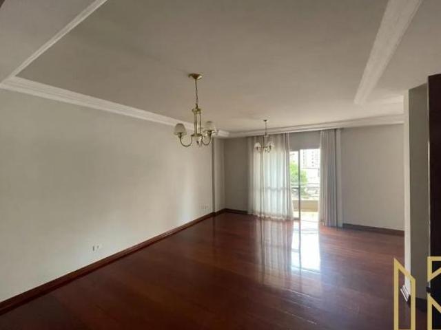Apartamento em Centro, Londrina/PR de 205m² 3 quartos à venda por R$ 800.000,00
