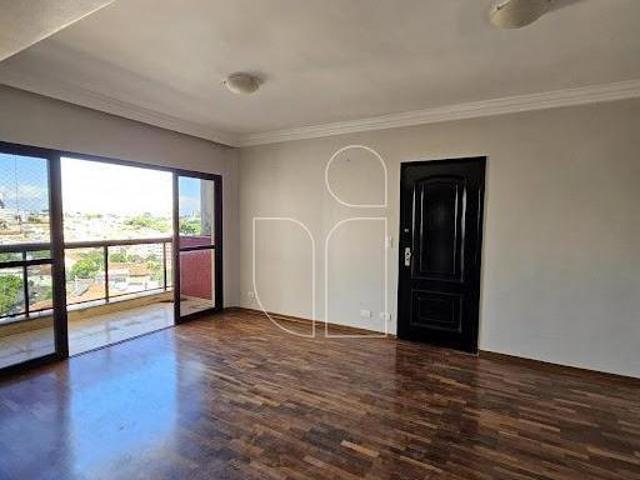 Apartamento em Centro Marília, SP