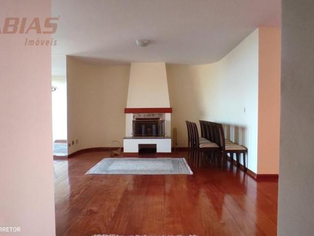 Apartamento em Centro São Carlos, SP