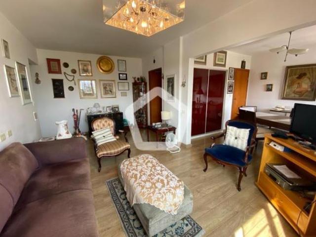 Apartamento em Cerqueira César