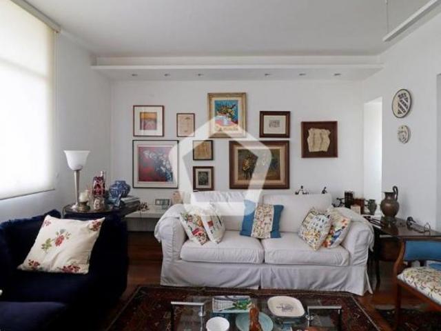 Apartamento em Cerqueira César