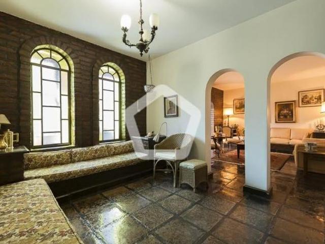 Apartamento em Cerqueira César