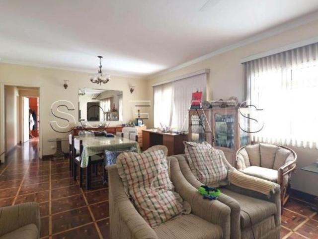 Apartamento em Cerqueira César, São Paulo/SP de 120m² 3 quartos à venda por R$ 1.166.000,00
