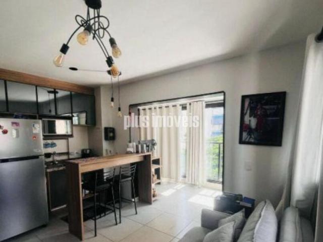 Apartamento em Chácara Inglesa com 45m²