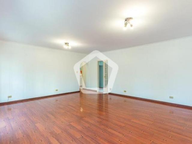 Apartamento em Chácara Santo Antonio