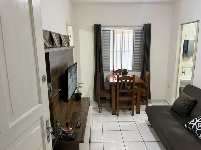Apartamento em Cidade Ocian, Praia Grande/SP de 40m² 1 quartos para locação R$ 1.400,00/mes