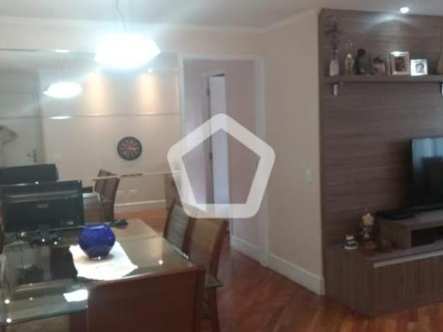 Apartamento em Cidade Monções