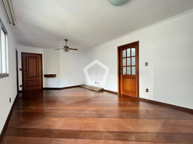Apartamento em Cidade Monções