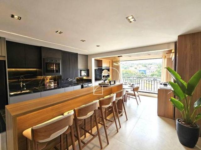 Apartamento em condomínio na Granja Viana! USE SEU FGTS