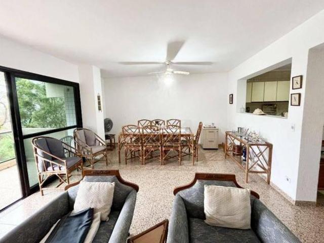 Apartamento em Condomínio Club a venda na Enseada Guarujá/SP