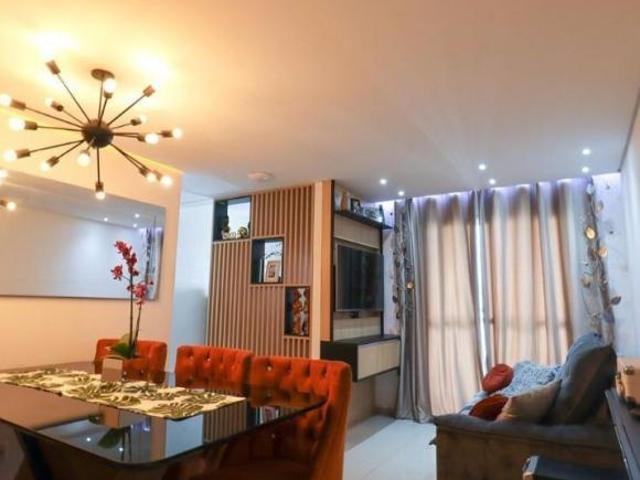 Apartamento em Condomínio Clube a Venda