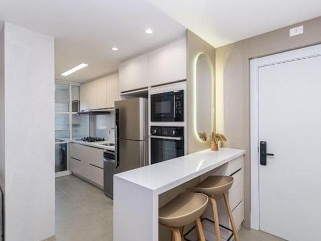 Apartamento em condomínio clube, completamente mobiliado! 3 quartos e 2 vagas