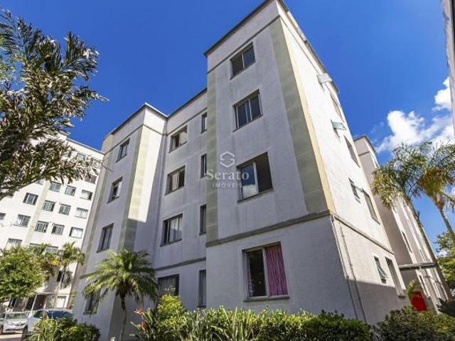 Apartamento em Condomínio Clube
